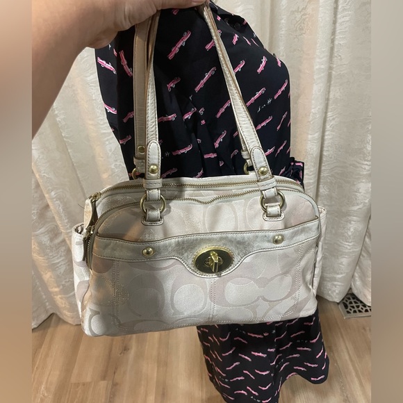 Coach | Bags | Coach Mon Shoulder Bag Good Condition | Poshmark